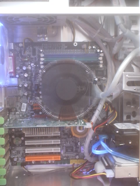 new amd64 pc - eye candy - Hardware Hangout - Neowin