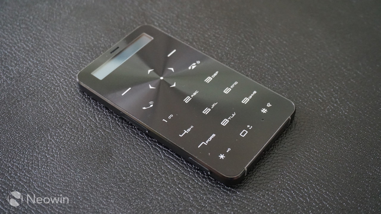 Review: Is the Janus One too simple for a "smart" world? - Neowin