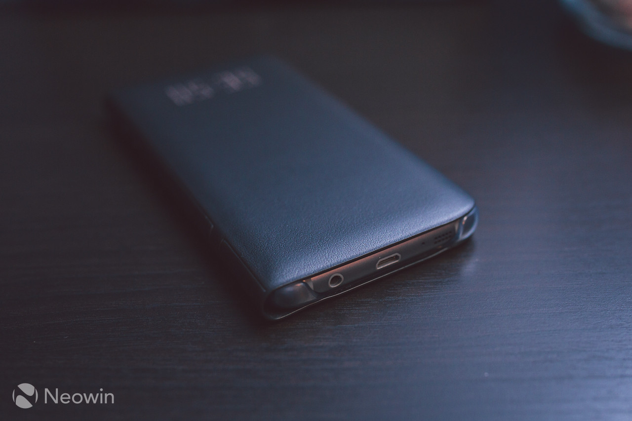 Samsung Galaxy S7 Edge LED View Cover review - Neowin