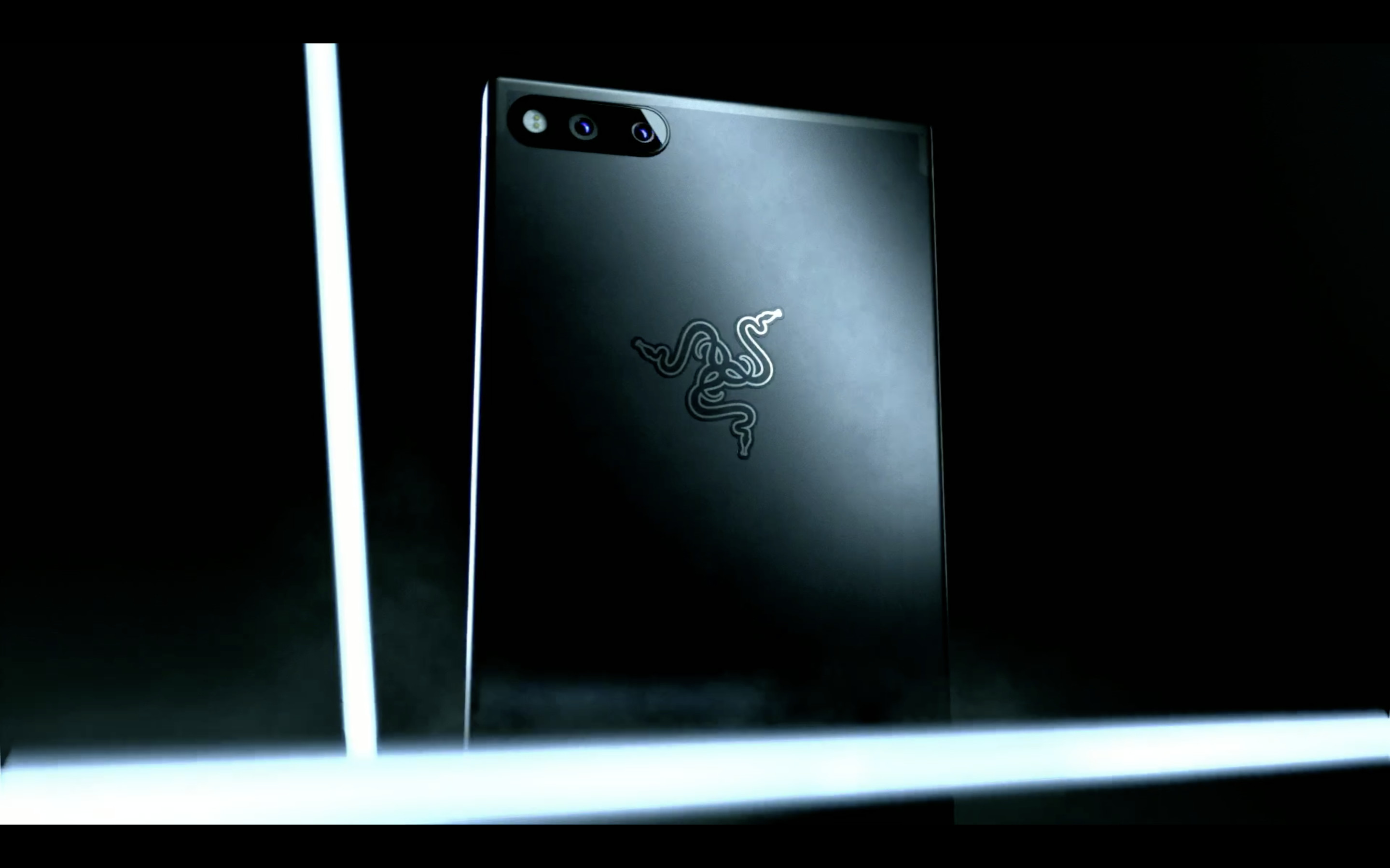 Razer Phone makes its debut with 120Hz screen, dual cameras, and 8GB ...