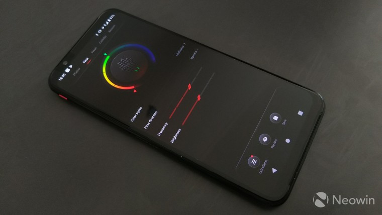 Red Magic 3 review: this gaming phone has two fans now - Neowin